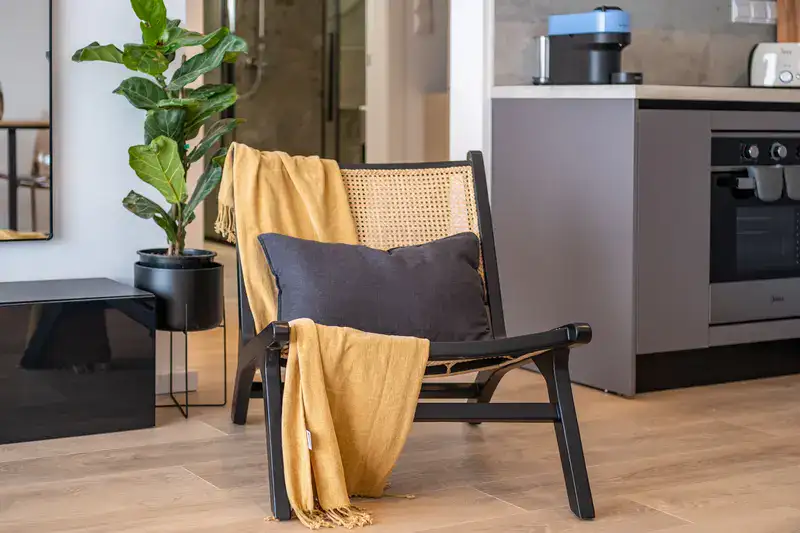 Designer, fully furnished apartments